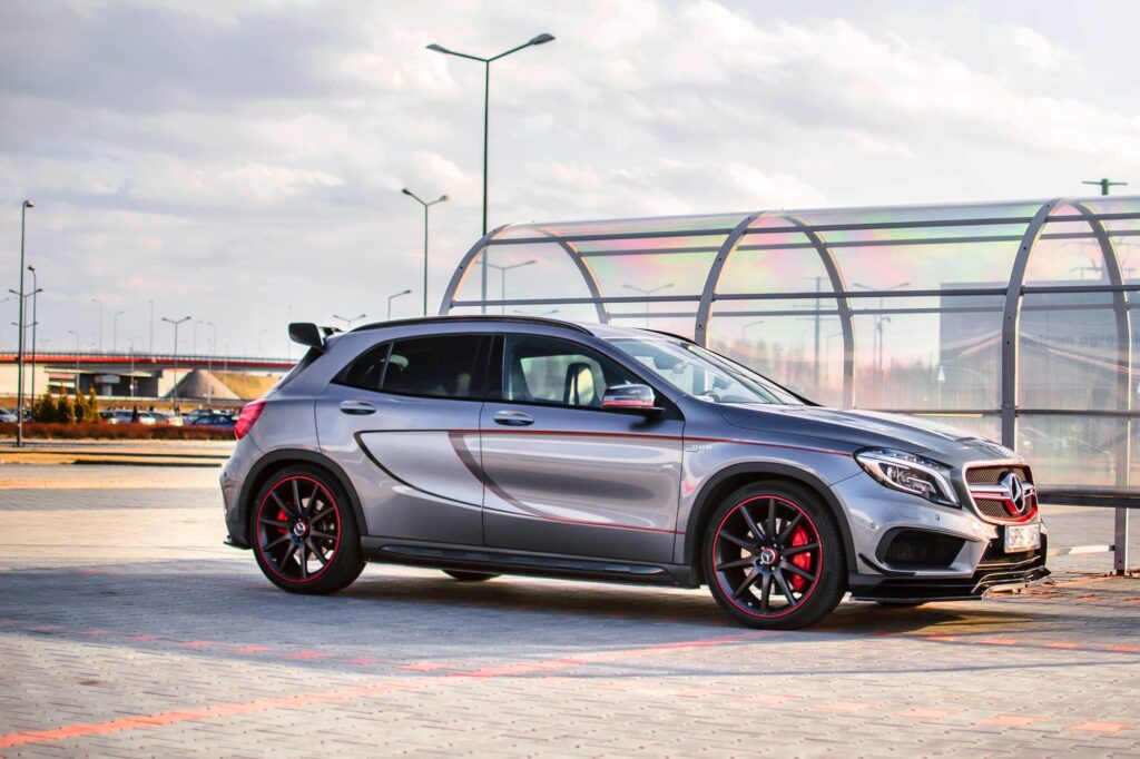 MB GLA 45 AMG / AMG-line (X156) Maxton Design etuspoileri ...