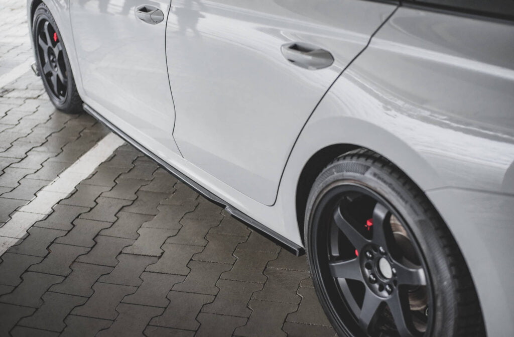 Skoda Octavia MK4 (2020->) Maxton Design helman lisäosat - Tuningkauppa.com